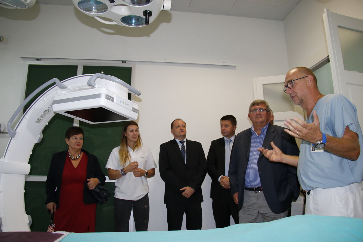 Grad Rijeka i INA donirali KBC-u Rijeka uređaje vrijedne 1,3 milijuna kuna – Grad Rijeka