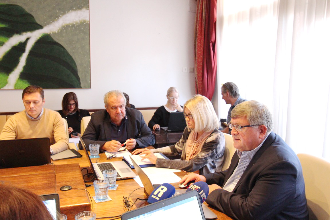 Prijedlog strateškog plana Rijeka Pametan grad za razdoblje 2019.-2020. godine upućen na Gradsko ...