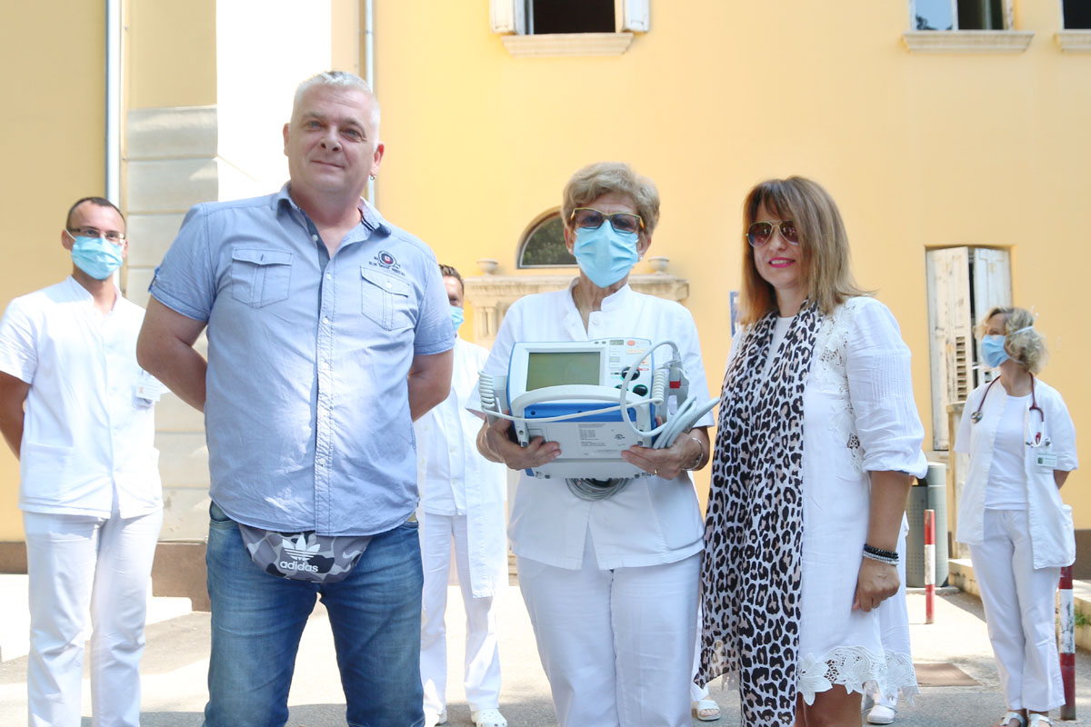 Klinici za infektologiju KBC-a Rijeka doniran defibrilator/monitor ...