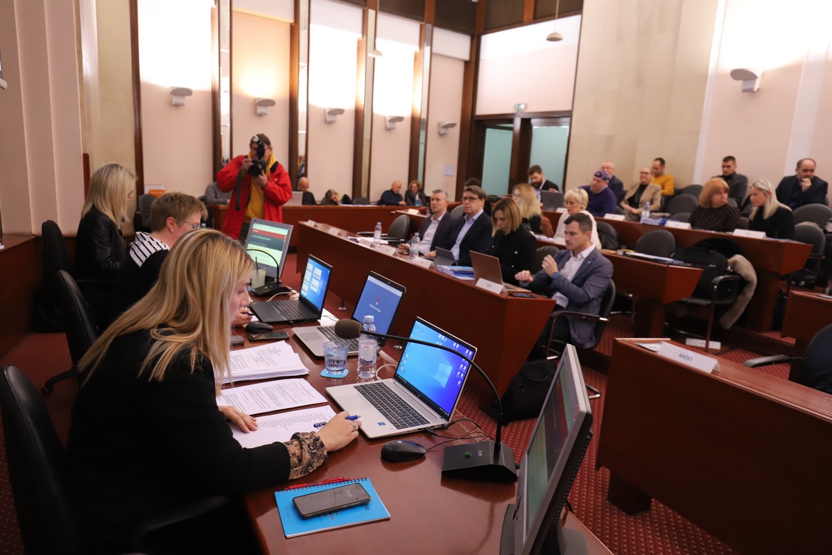 Gradsko vijeće usvojilo Proračun Grada Rijeke za 2023. godinu u visini ...