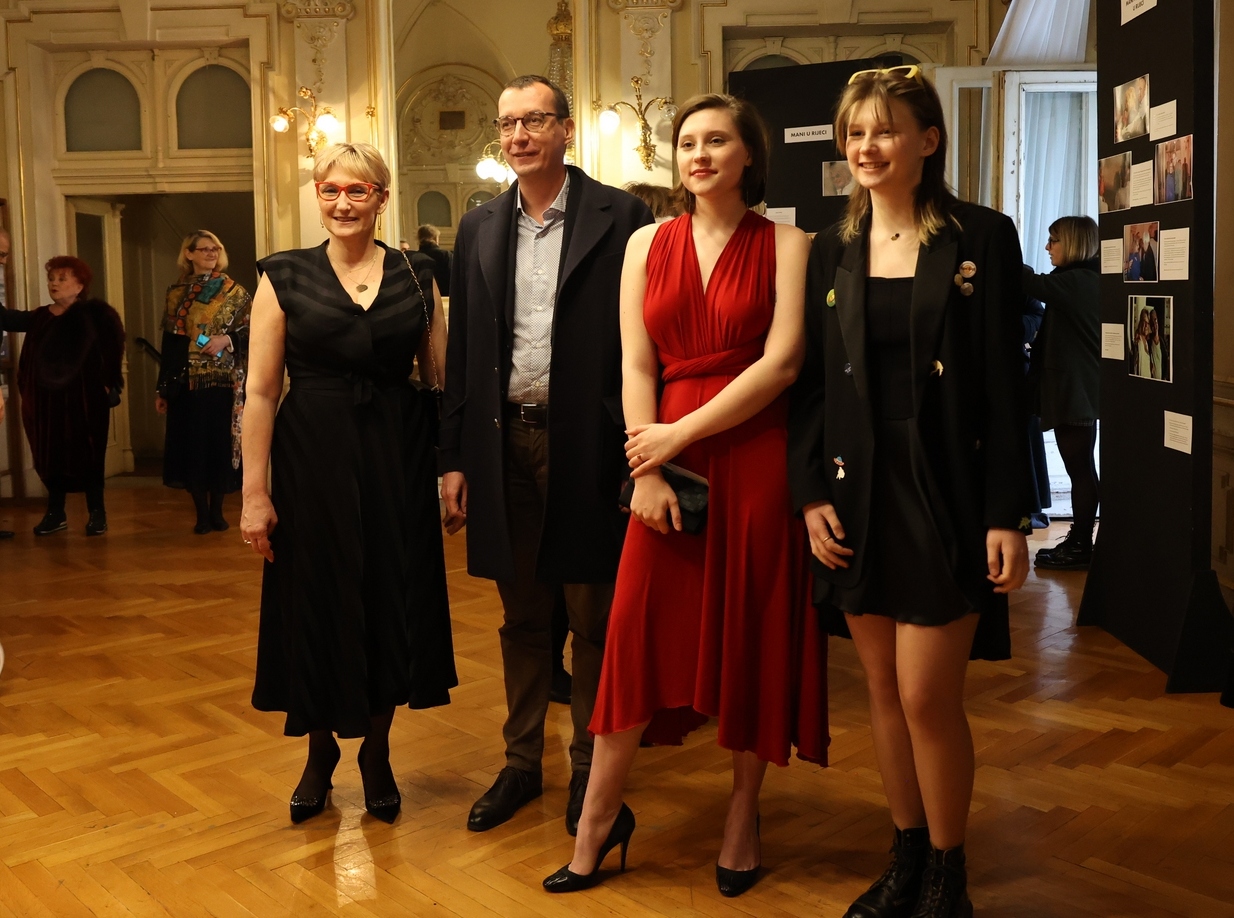 U HNK Ivana pl. Zajca otvorena izložba „Mani u Rijeci“ – Grad Rijeka