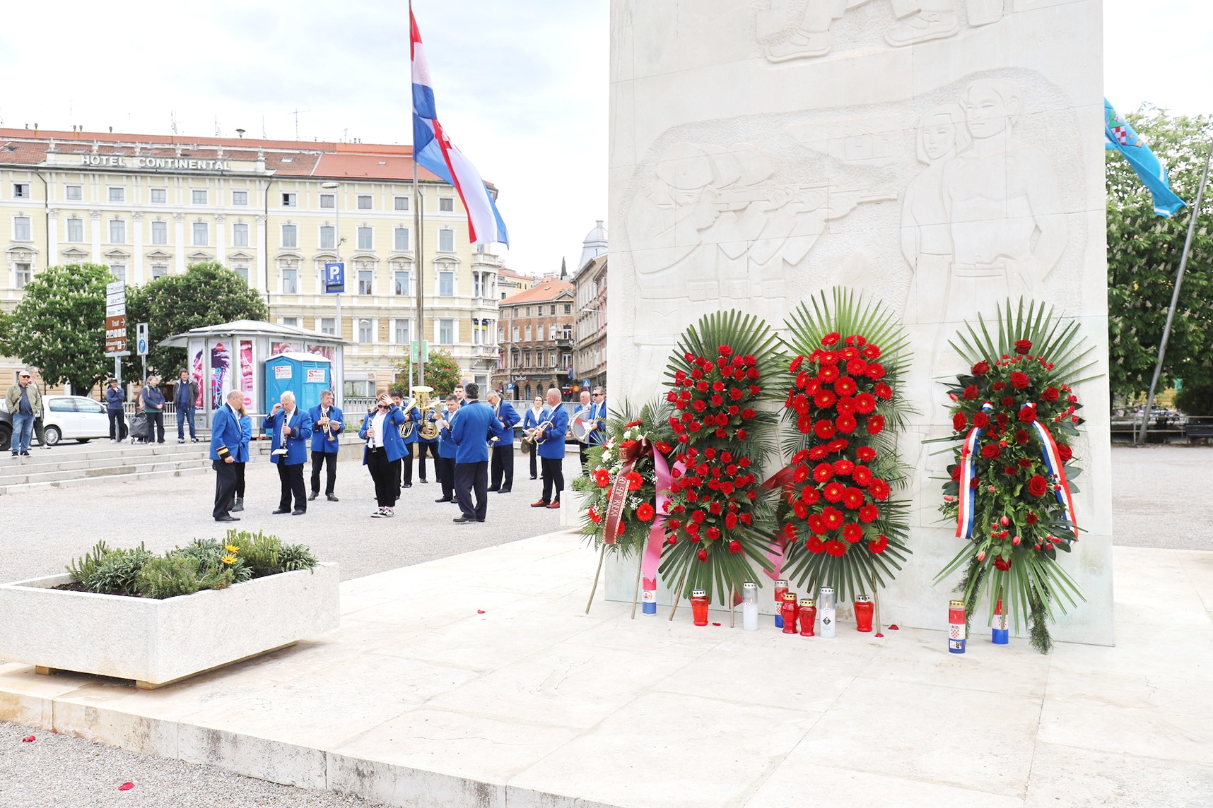 Polaganjem vijenaca obilježen Dan oslobođenja Rijeke – Grad Rijeka