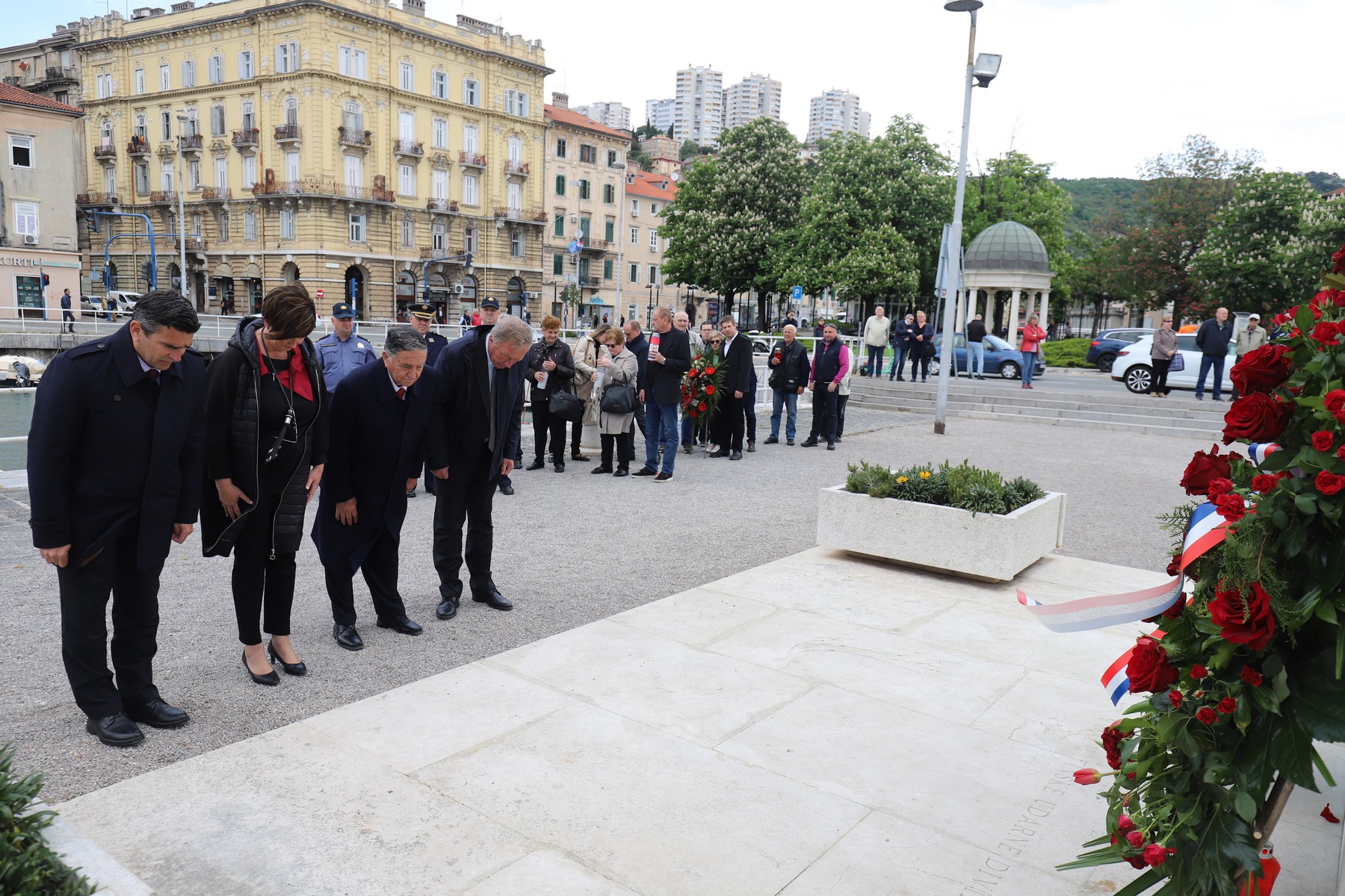 Polaganjem vijenaca obilježen Dan oslobođenja Rijeke – Grad Rijeka
