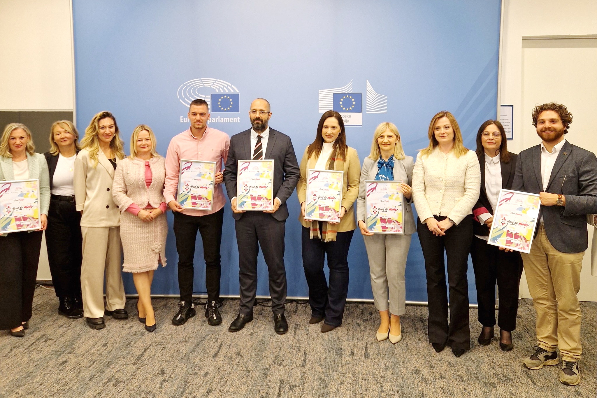 Gradu Rijeci po drugi put dodijeljen certifikat „Grad za mlade“ – Grad ...