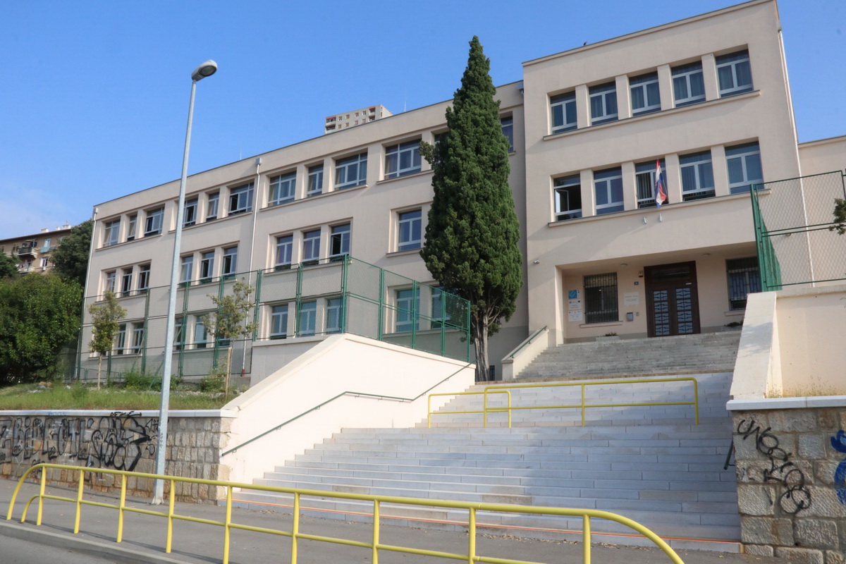 e-Upisi u prvi razred osnovne škole za školsku 2025./2026. godinu ...